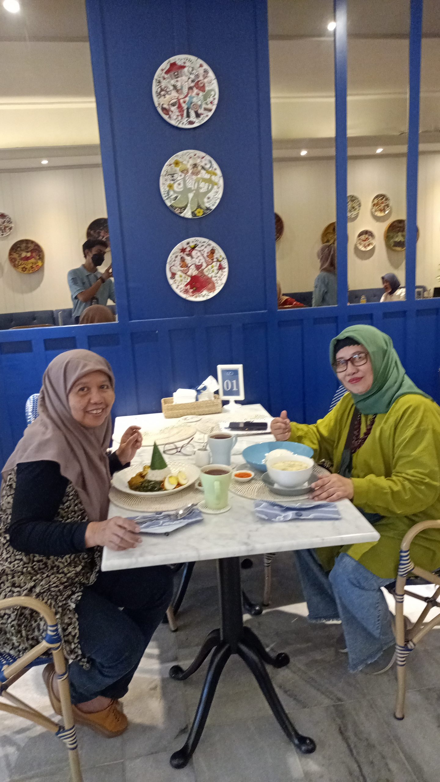 Nur Corner: Tes Lidah - Tulisan endahws